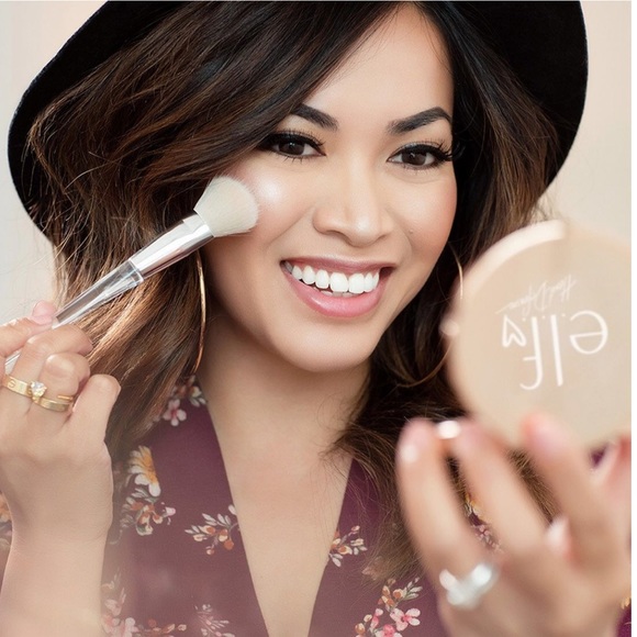 ELF | Makeup | Elf Heart Defensor Highlighter Palette | Poshmark